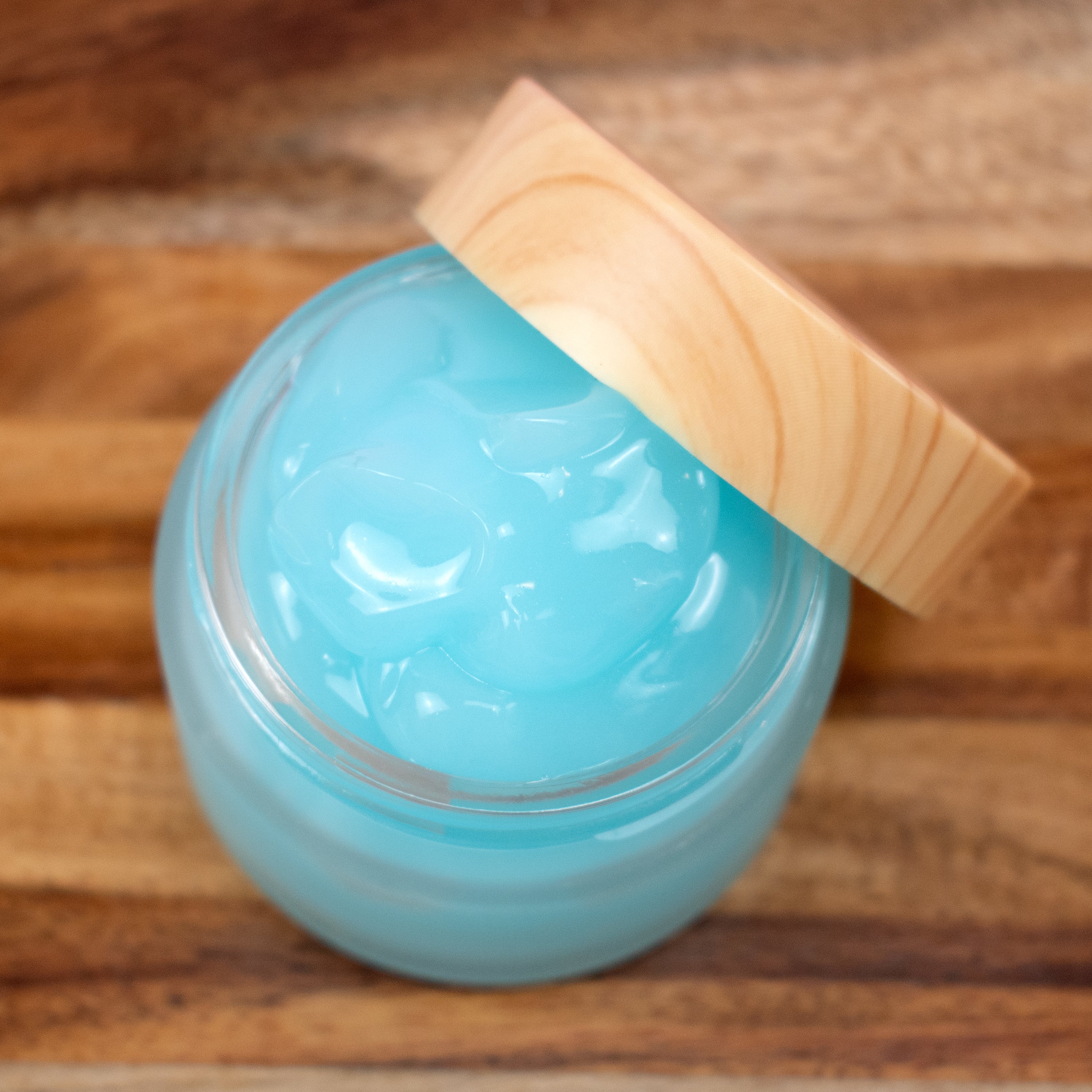 Bulk Arctic Blue Cooling Gel - Buy Bulk | NourishUs Naturals